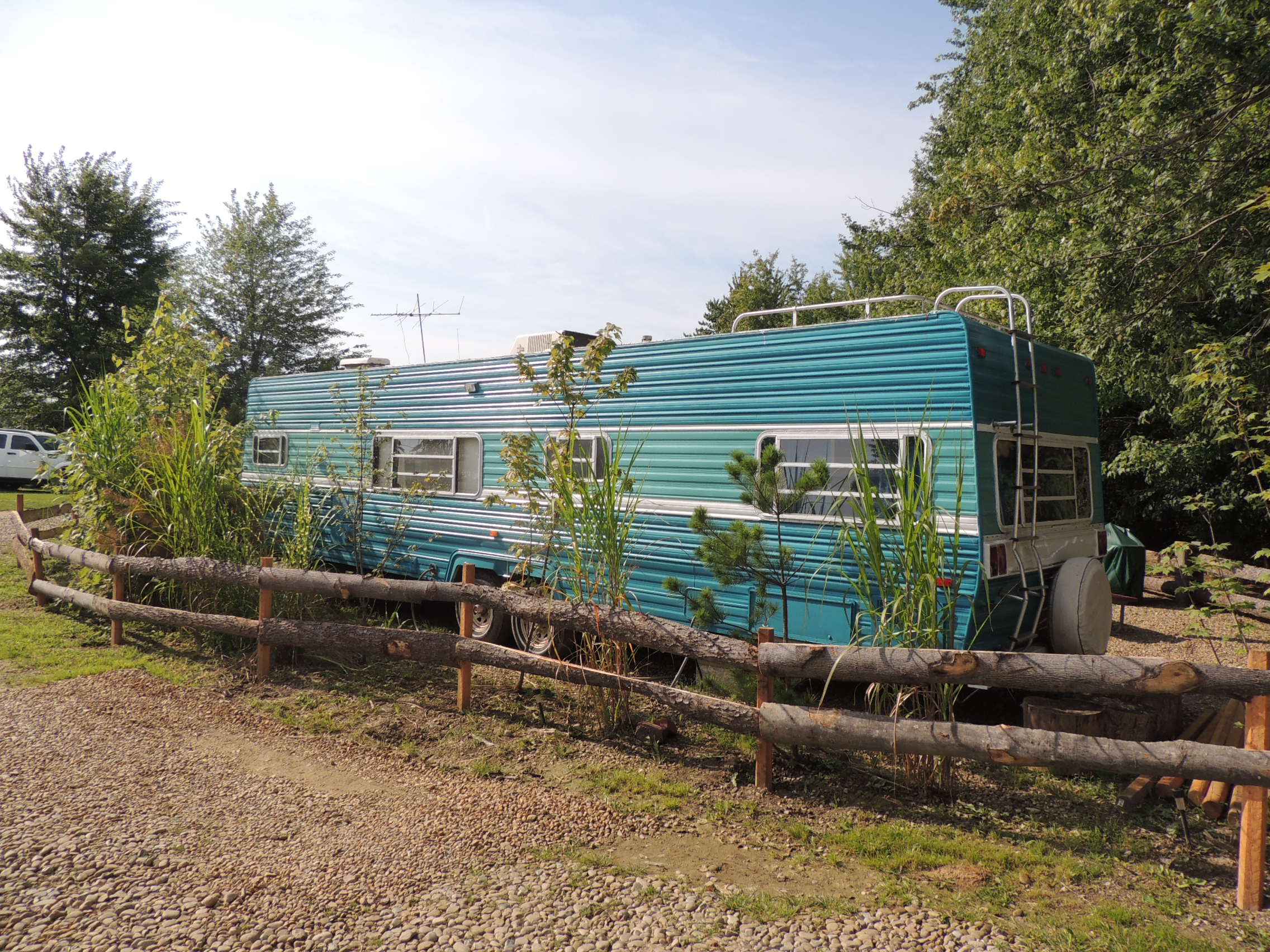 Retro Rental Trailer at Freedom Valley Campground